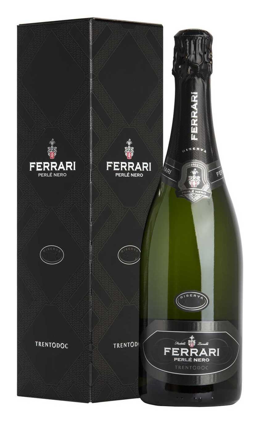 Ferrari Perlé Nero DOC Astucciato, Trentino-Alto Adige (Italia ...